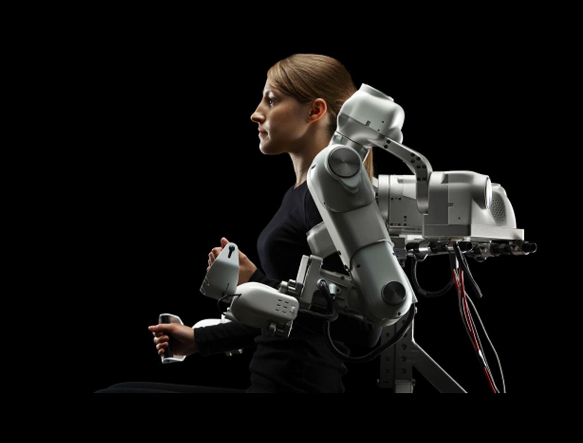 動かない腕の感覚を戻すリハビリ用外骨格「HARMONY EXOSKELETON」 | ギズモード・ジャパン