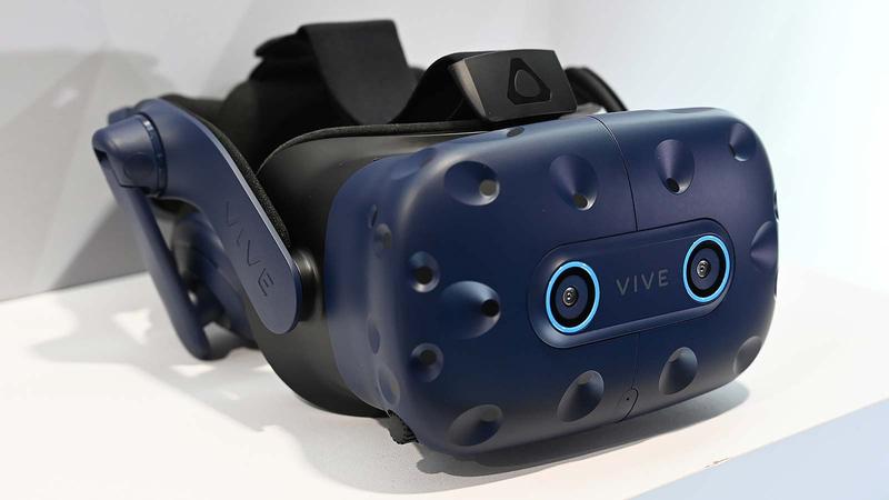 HTCの新ヘッドセット「Vive Pro Eye」ハンズオン：VRの次なる第一歩 #CES2019 | ギズモード・ジャパン