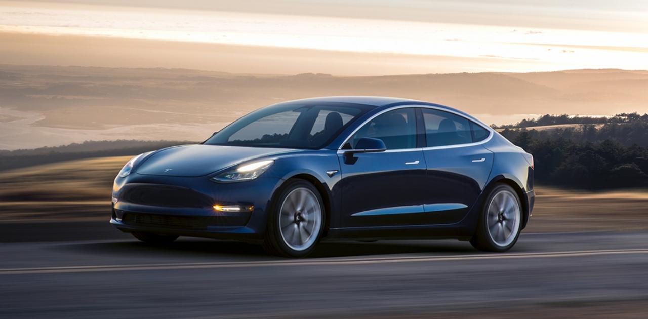 ついに！ Tesla｢Model 3｣が！ 日本で買えるぞ！ | ギズモード・ジャパン