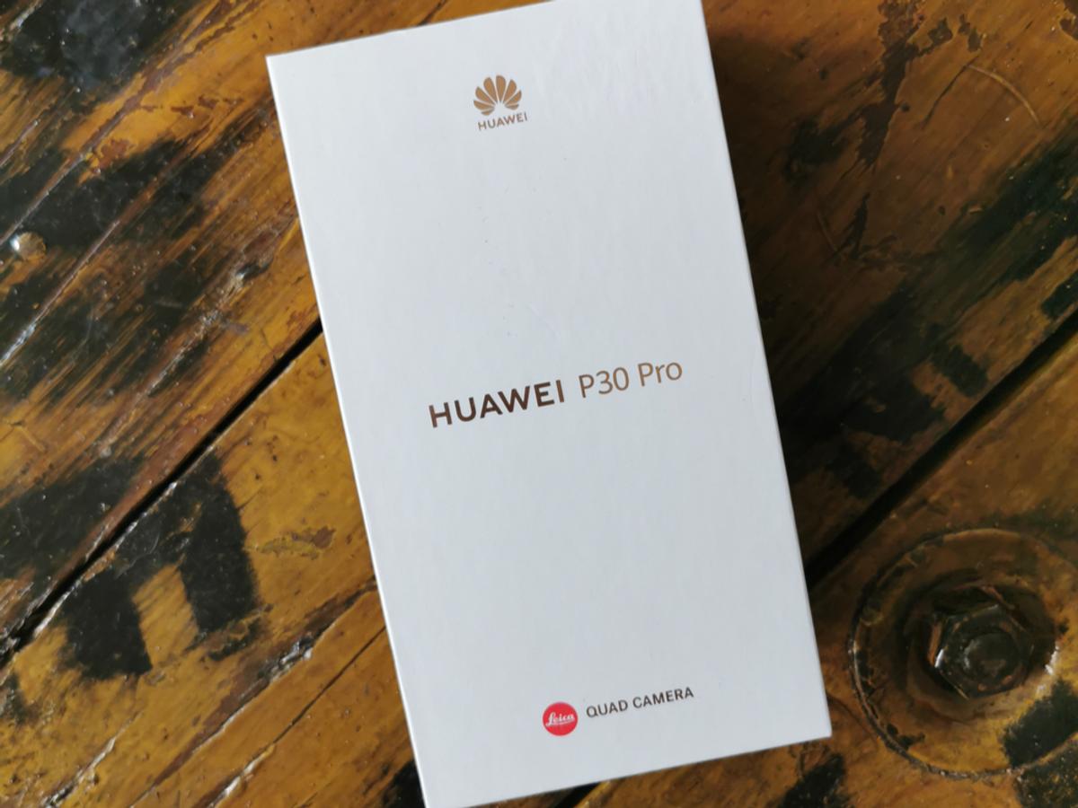 Huaweiスマホのアメリカへの配送をFedExが拒否…の後に謝罪 | ギズモード・ジャパン