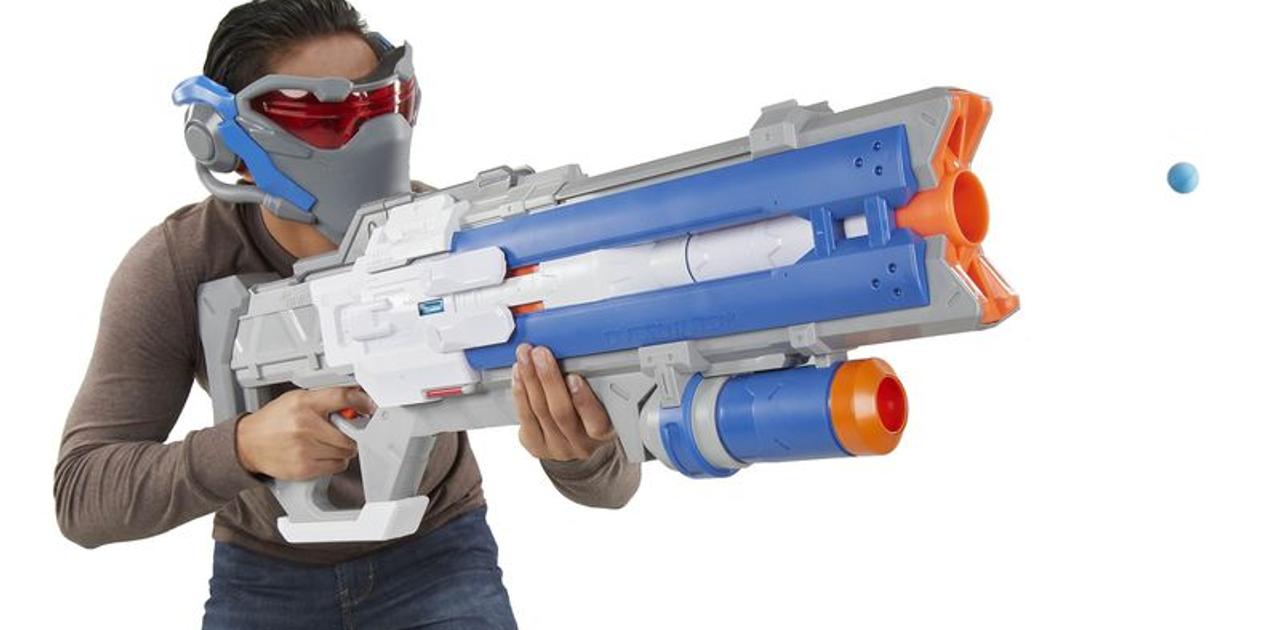 NERFからゲーム『オーバーウォッチ』の｢Soldier 76 Blaster｣が登場。タクティカル・バイザー付き！ | ギズモード・ジャパン