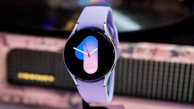 Galaxy Watch 5とGalaxy Watch 5 Pro。アクティブな人ならProを Galaxy Watch 5とGalaxy Watch 5 Pro。アクティブな人ならProを