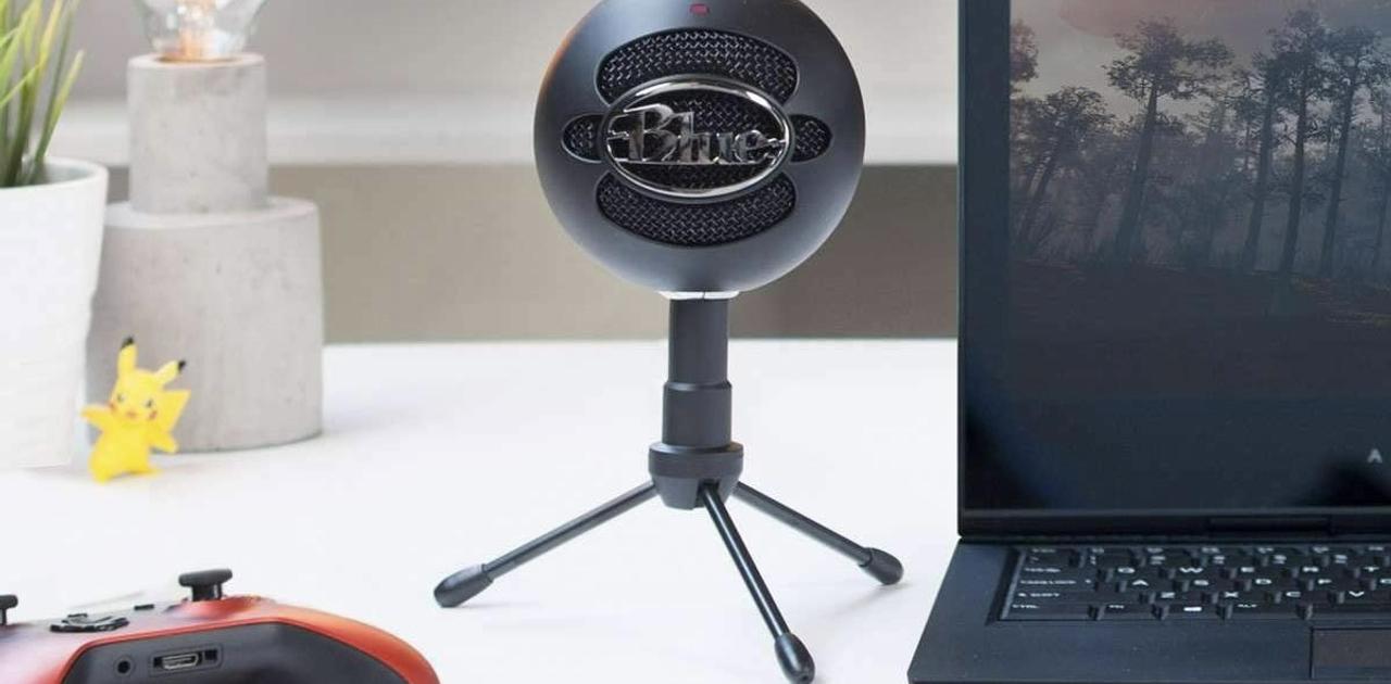 Don't have a PC mic yet?I would buy the Blue Snowball iCE for 4,500 yen ...
