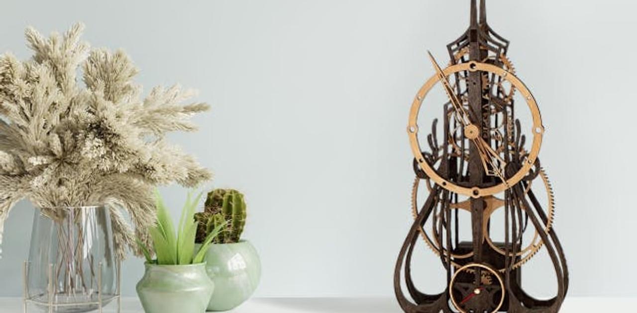 ウクライナで誕生！組み立て式木製時計｢MadClockMaker｣ | ギズモード・ジャパン