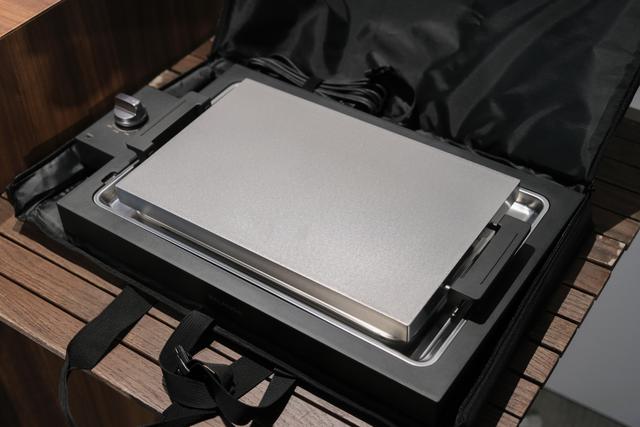 鉄板の厚み＝旨み。本気のホットプレート｢BALMUDA The Plate Pro｣ならそれがわかる | ギズモード・ジャパン