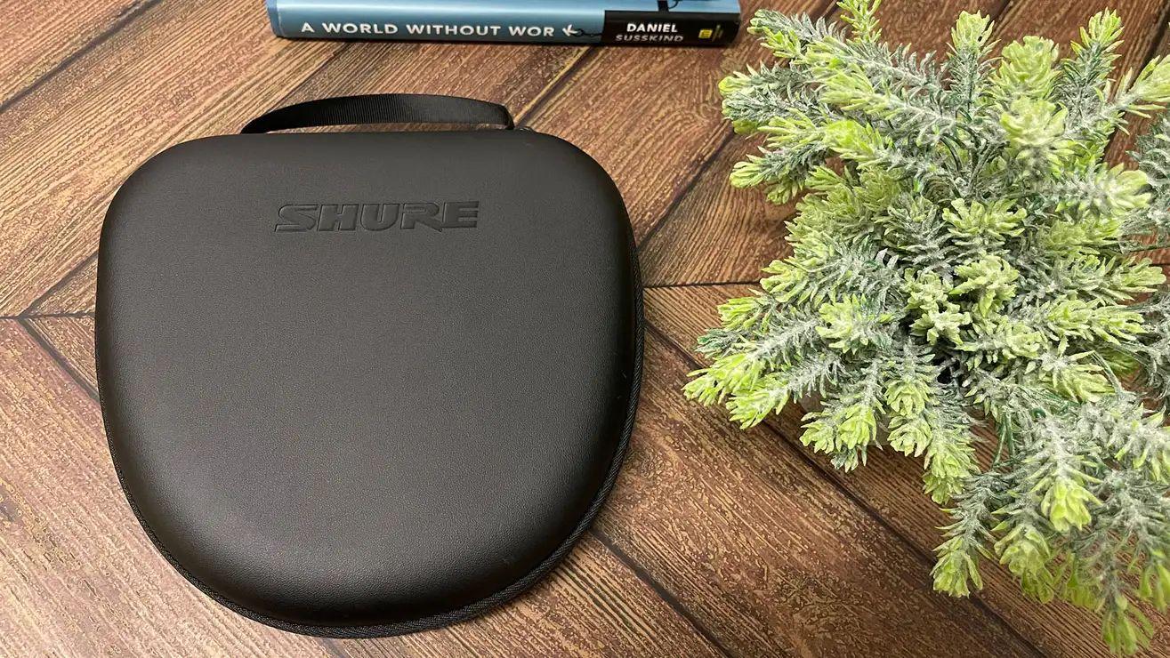ノイキャンとバッテリーがすごすぎ。Shureのヘッドホン ノイキャンとバッテリーがすごすぎ。Shureのヘッドホン