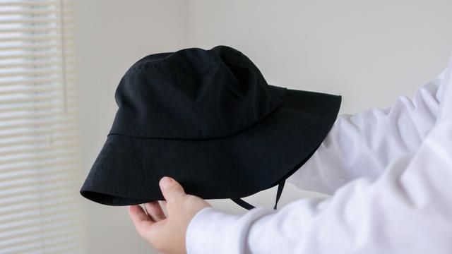 無印良品の風を通す帽子なら｢帽子をかぶるとムレて暑い｣を解決 | ギズモード・ジャパン