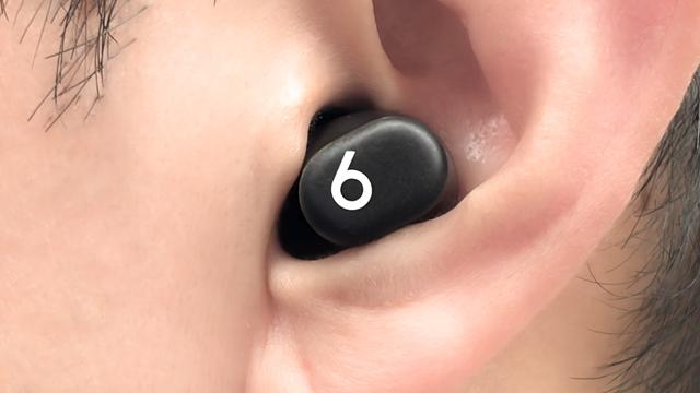 重さはわずか22g。音楽ライフを変えるBeatsの新作イヤホン | ギズモード・ジャパン