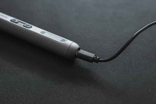 収納も超コンパクト！ ガジェット整備にも便利なミニ電動ドライバー｢BOLTZ MINI｣ | ギズモード・ジャパン