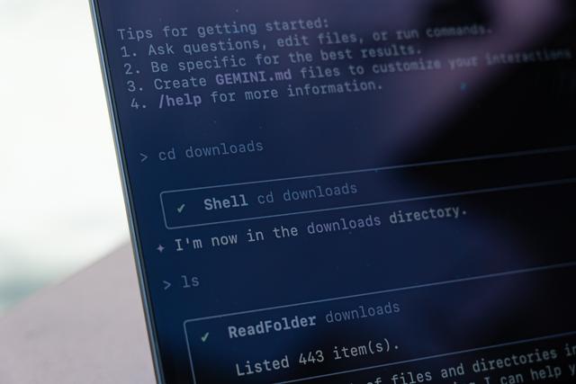 Googleの無料AIアプリ｢Gemini CLI｣。レトロ・デジタルに潜む“汎用性”が熱い | ギズモード・ジャパン