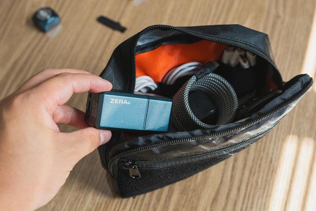 夕方ヒゲとひょっこり鼻毛をサッと解決。1台2役の防水シェーバー｢ZERA M｣を試してみた | ギズモード・ジャパン