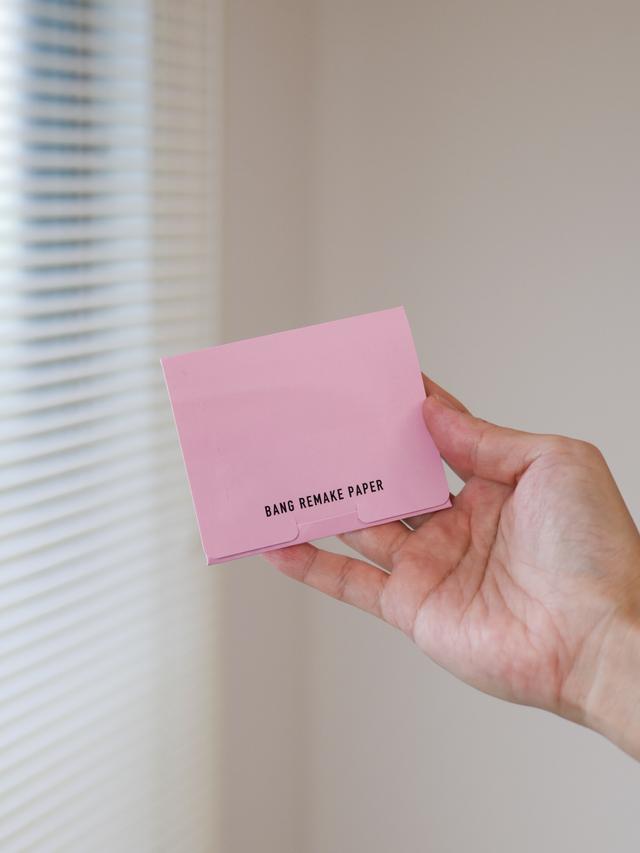 ベタベタ前髪をリセット。前髪のための油取り紙でサラサラに蘇った | ギズモード・ジャパン