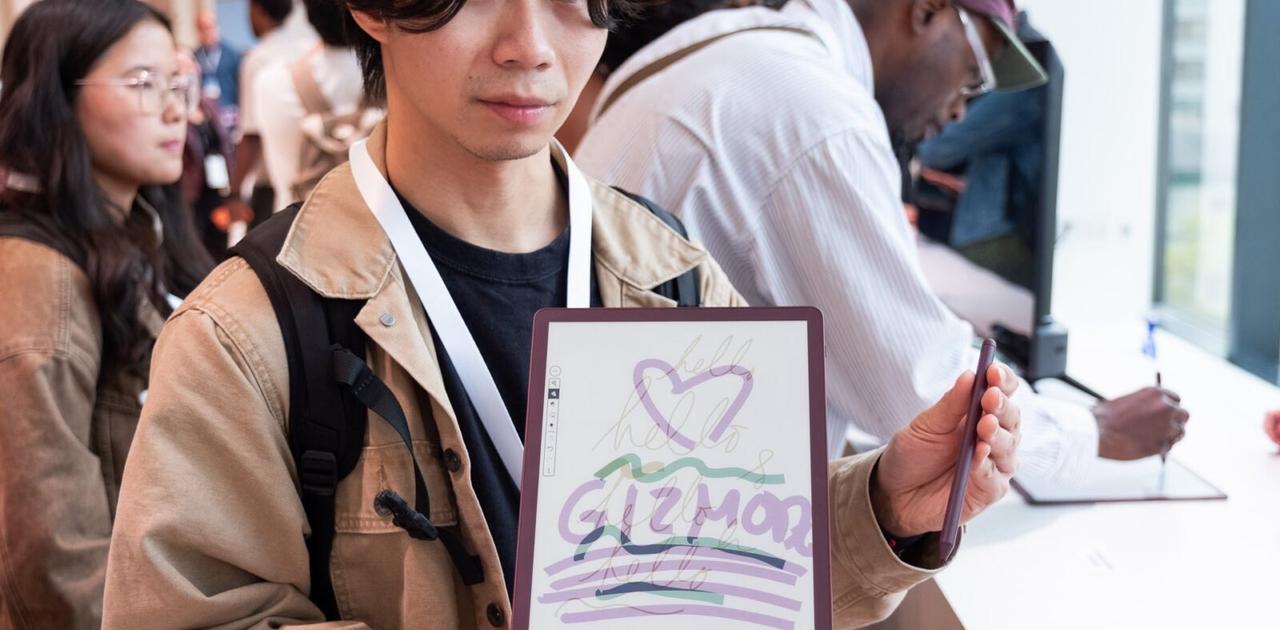 Kindle Scribe Colorsoft触ってきた！ お絵描きがフルカラーでできるぅ | ギズモード・ジャパン