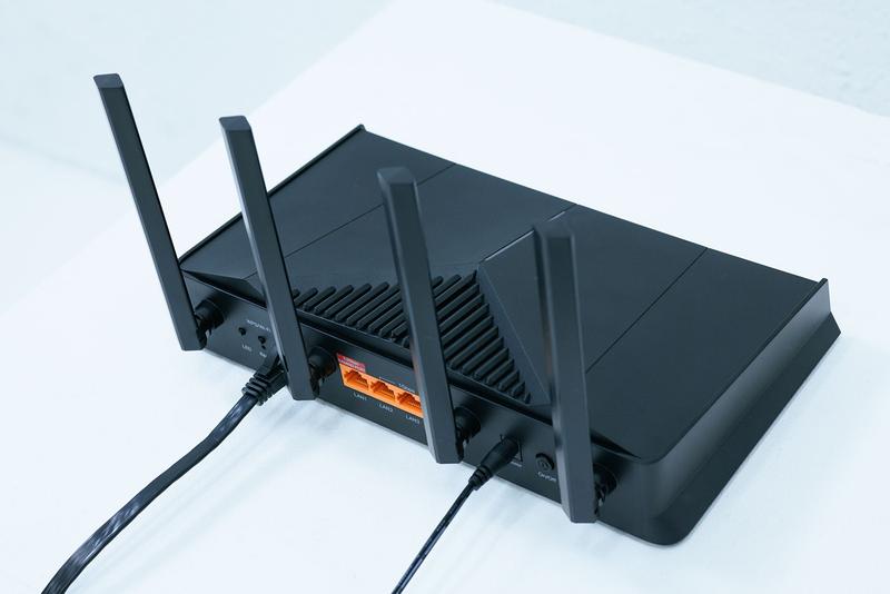 Wi-Fiルーターどう置いてる？ 勝てる設置法と最新Wi-Fi 7ルーターの話 | ギズモード・ジャパン