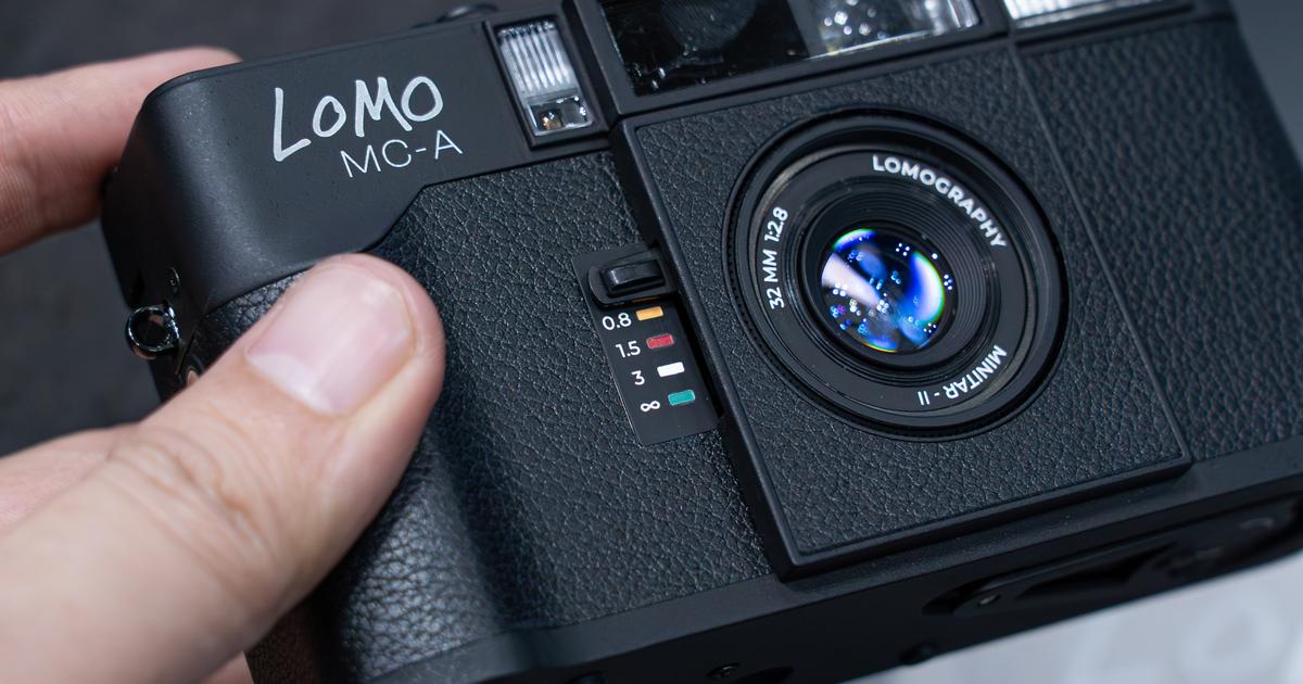 作りがいいなぁ。令和に生まれた“本格系”フィルムカメラ「Lomo MC-A」 | ギズモード・ジャパン