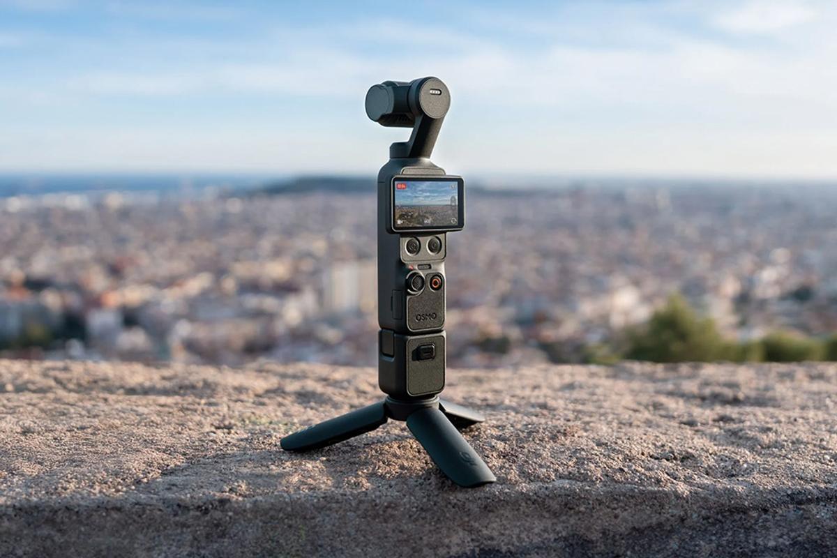 これは欲しくなる。DJIが新たなVlog向けカメラ「Osmo Pocket 4」発表 | ギズモード・ジャパン