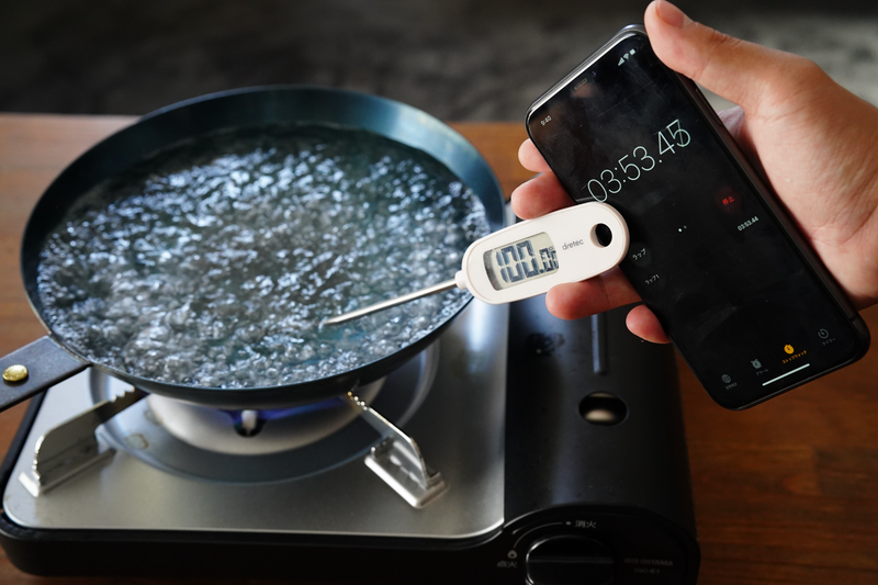 高い熱伝導率で料理の腕が1段上がりそう！ 使いやすさも考慮された本格鉄フライパン「JUNTETSUとTETSU」を使ってみた | ライフハッカー・ジャパン