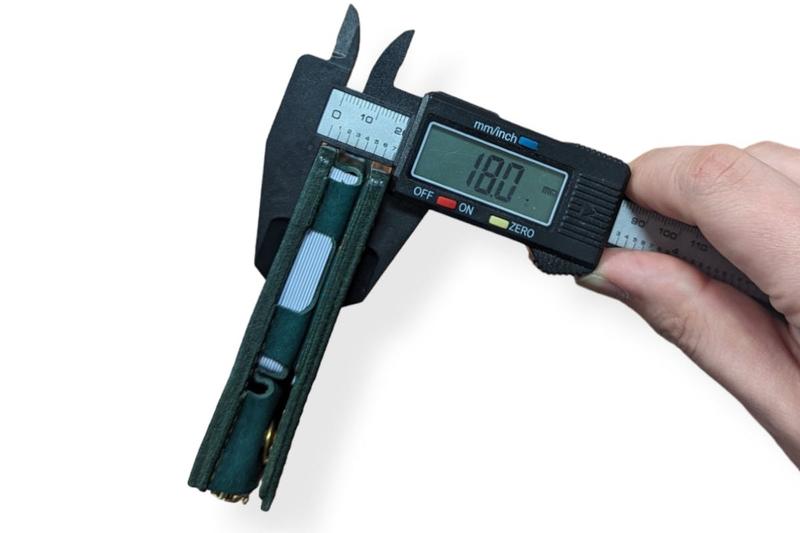 コンパクトサイズ、だけじゃない。時代が求める「使いやすさ」を追求した財布「Epica-エピカ-」 | ライフハッカー・ジャパン