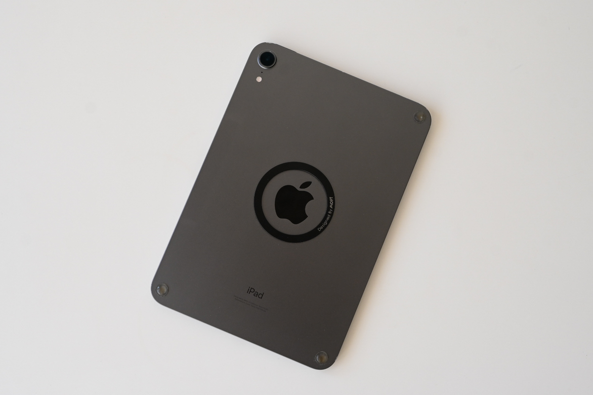 こんなに小さくて軽いのに！iPad mini＆PC周辺機器をまとめて収納できるガジェットポーチ【今日のライフハックツール】 | ライフハッカー・ジャパン