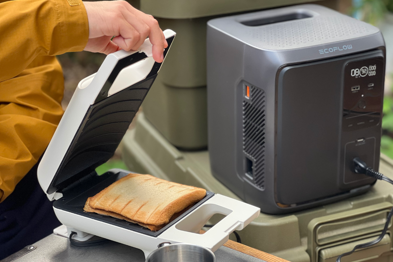 「小型で頼れる」を持ち出そう！EcoFlowの1000Wh「ポタ電」で叶える快適キャンプ体験 | ライフハッカー・ジャパン