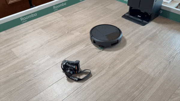 狭さを攻略しつつ、3年保証と専用電話窓口付き。「Roomba Plus 515」が日本の家庭を救いに来た | ライフハッカー・ジャパン