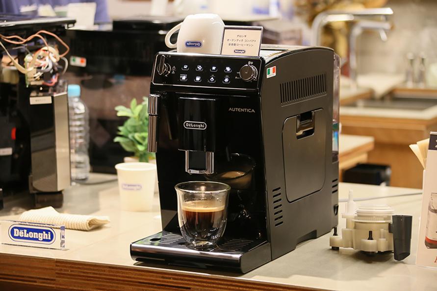 洗浄もオートデロンギによる「コーヒーのフォースウェーブ」がコレ Roomie（ルーミー） 0870