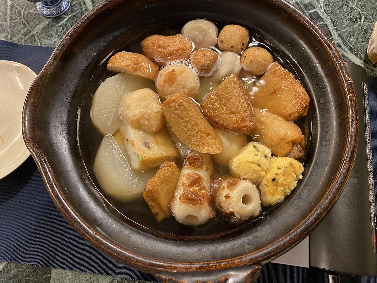 今日で私75歳。食後、toru君が差し出したのは【こぐれひでこの｢ごはん日記｣】 Roomie（ルーミー）