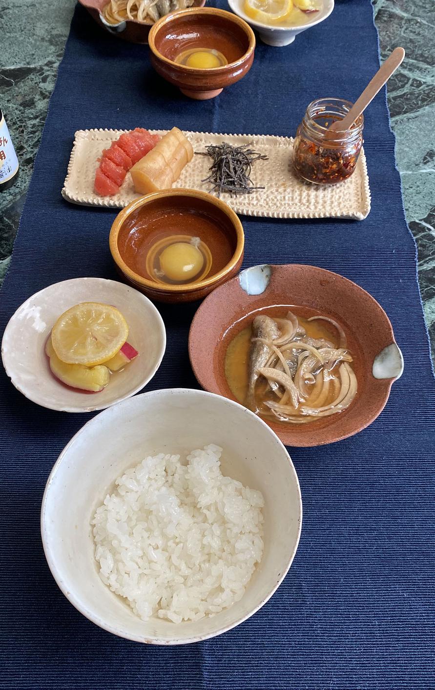 豆腐(白和えかけ、食べるラー油かけ)【こぐれひでこの「ごはん日記」】 Roomie(ルーミー)
