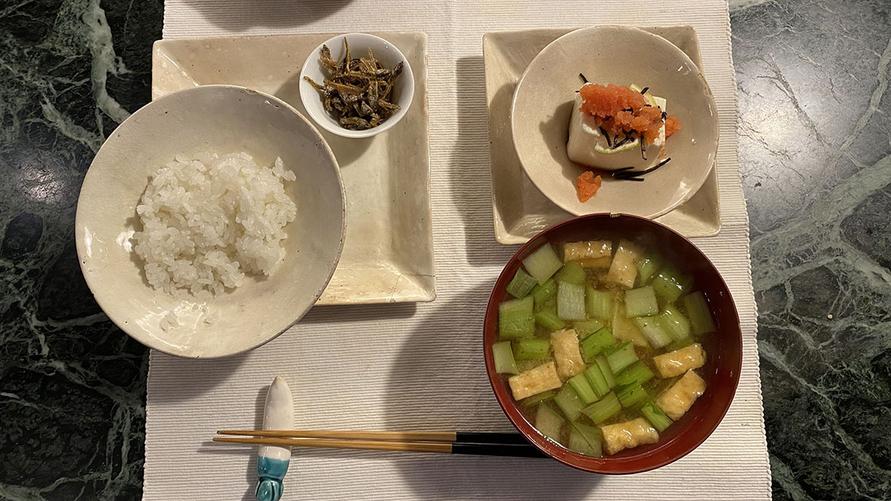 サラダ（マグロのすきみとイカの蒸し団子）【こぐれひでこの｢ごはん日記｣】 Roomie（ルーミー）