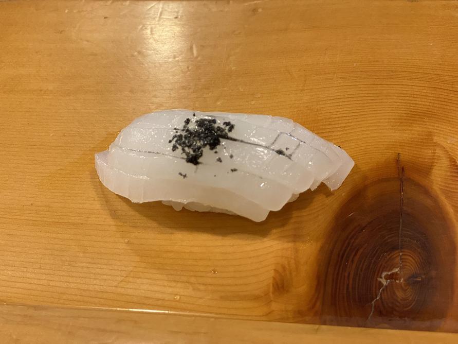 寒い寒いと震える我々のもとに供されたのは、温かな「ねぎま鍋」【こぐれひでこの「ごはん日記」】 Roomie(ルーミー)