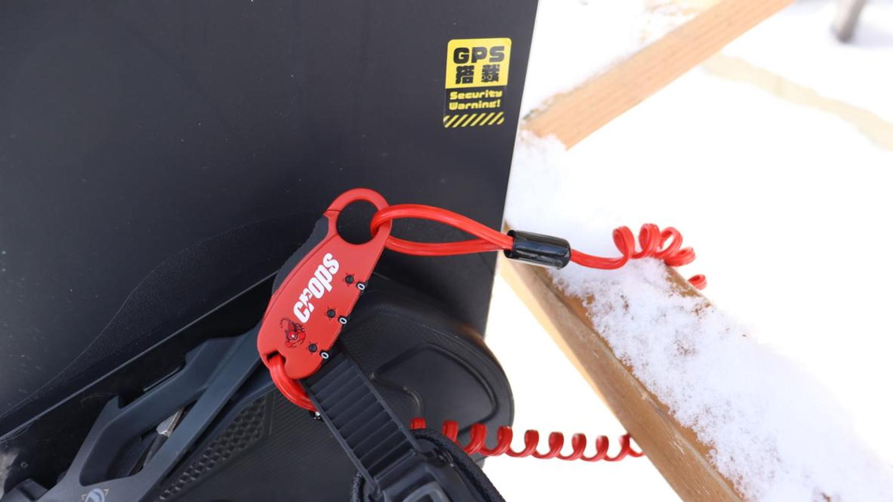 スノーボードの盗難対策にはこの自転車用ワイヤーロックがぴったり！ | ROOMIE（ルーミー）