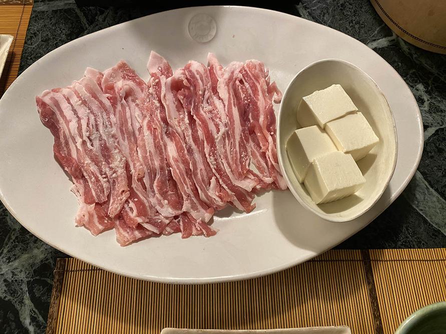 昨夜がメルヘンだったので、現実的な料理が食べたくなった【こぐれひでこの「ごはん日記」】 Roomie(ルーミー)