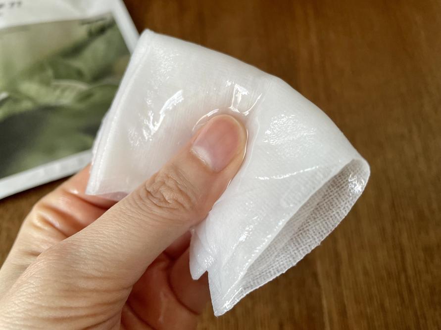 【日焼けした日にも!】荒れた肌に「ドクダミ・鎮静マスク」を、2週間試した結果。シカマスクとも比較してみたよ Roomie(ルーミー)
