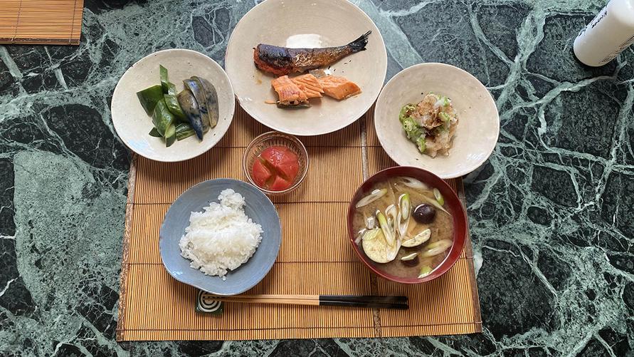 実家から「宮崎県・入船」のうなぎが到着【こぐれひでこの｢ごはん日記｣】 Roomie（ルーミー）