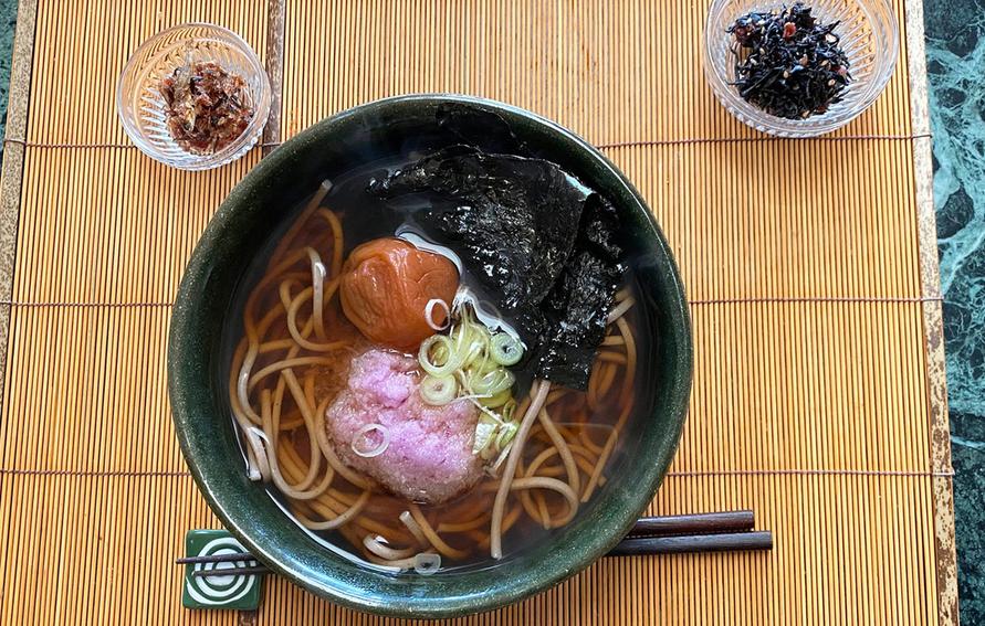 烏龍茶の葉の炊き込みご飯。これは大変にうまかった!!!【こぐれひでこの「ごはん日記」】 Roomie(ルーミー)