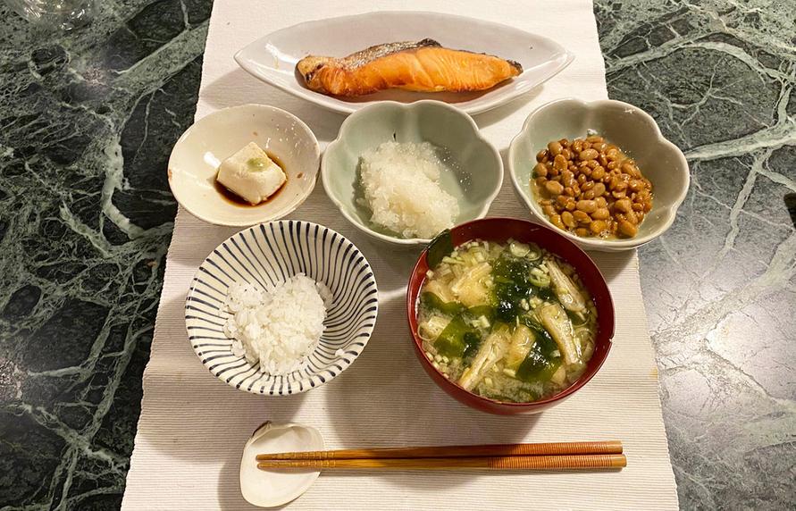 オニオングラタンスープ(口中やけどに注意!)【こぐれひでこの「ごはん日記」】 Roomie(ルーミー)