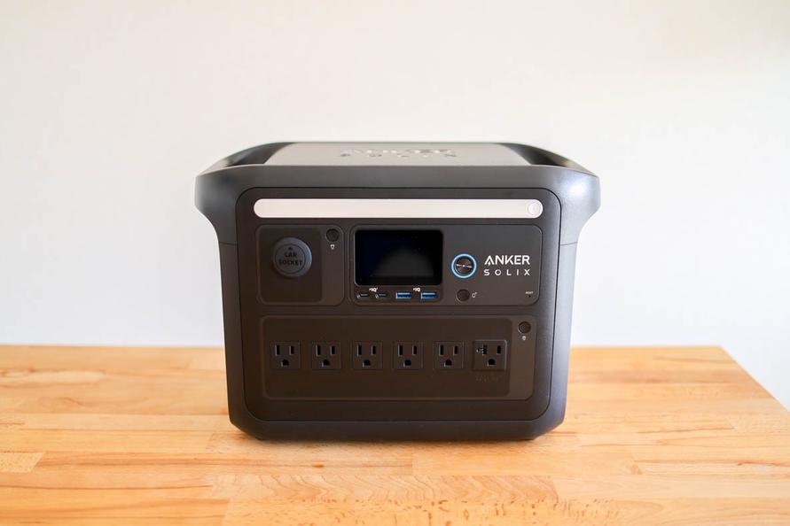 迷いすぎて手が出せなかった「ポータブル電源」選び。私がAnkerに決めた理由はね... | ROOMIE（ルーミー）