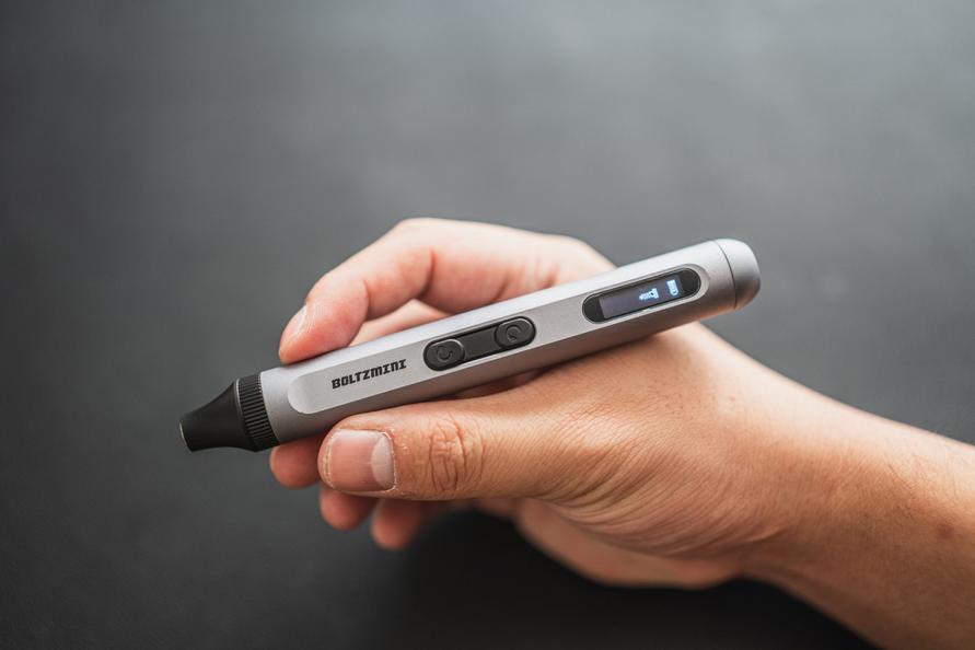 1本あると便利な電動ドライバー。小さくて収納しやすい「BOLTZ MINI」はけっこうオススメかも | ROOMIE（ルーミー）