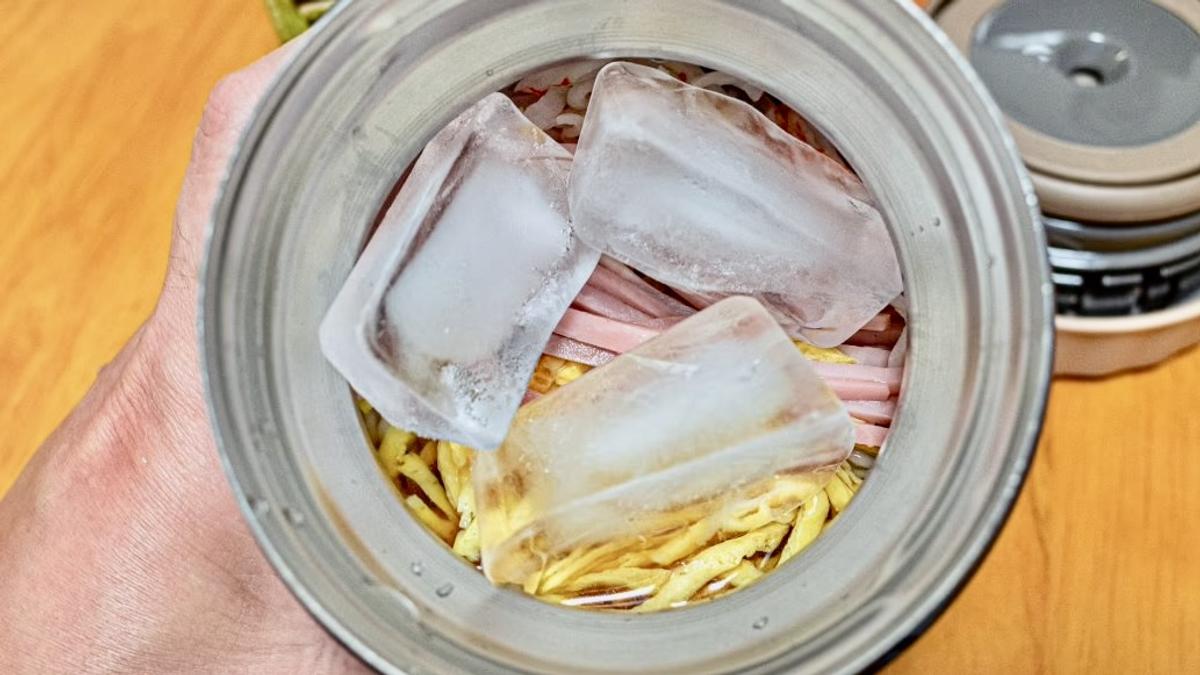 サーモスのスープジャーが夏のお弁当にぴったり。麺類もデザートも冷たいまま食べられるなんてね | ROOMIE（ルーミー）
